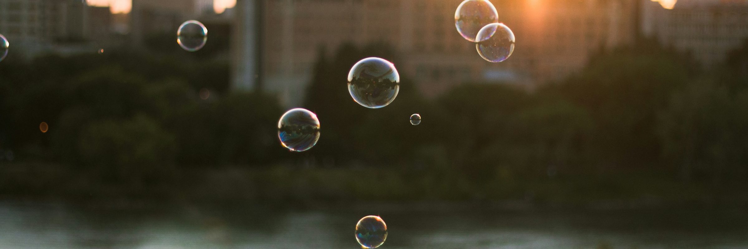 Will US Mega Tech Stocks Bring About a Dot Com Bubble Burst?